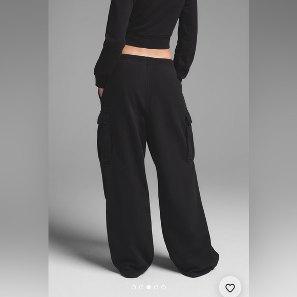 SKIMS | Pants & Jumpsuits | Skims Nwt Boyfriend Cargo Pants Washed Onyx ...